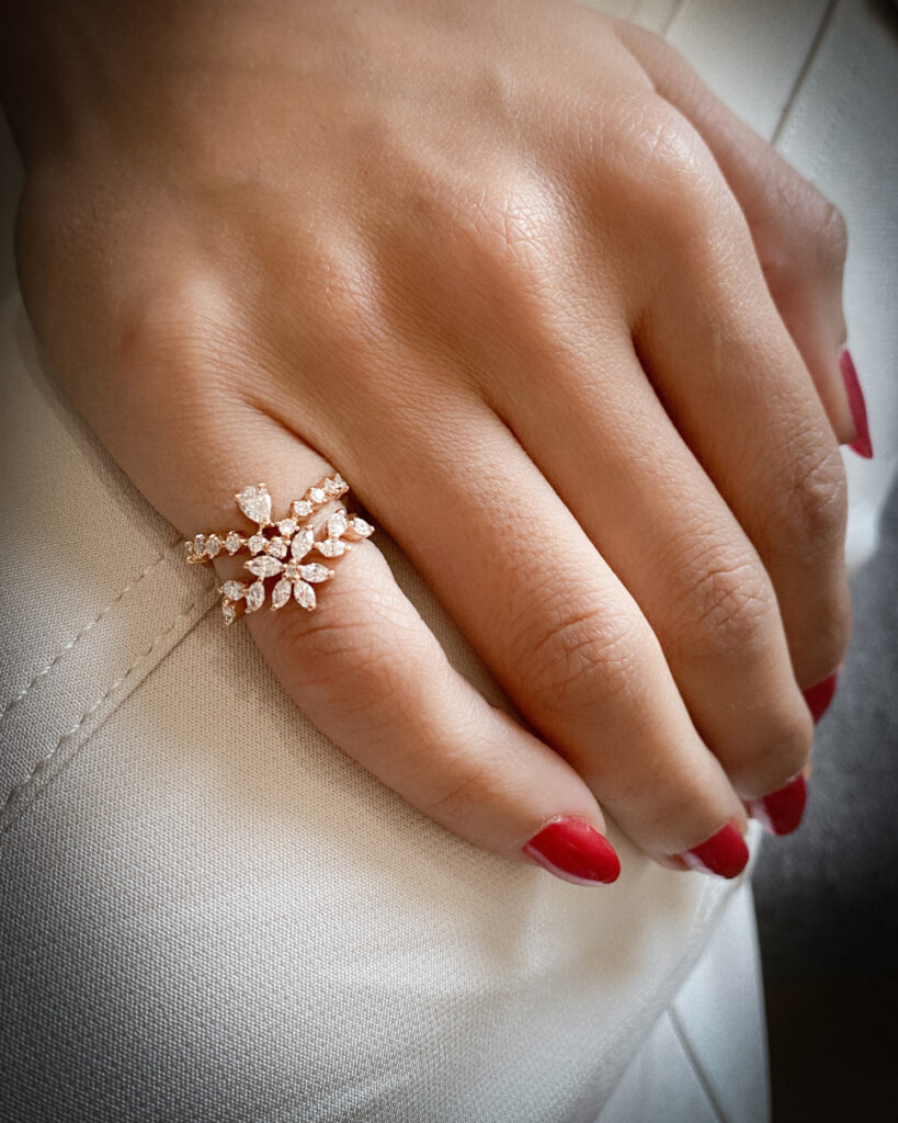 Fancy V Season IV Pinky Ring Dubai UAE - Carla Atala